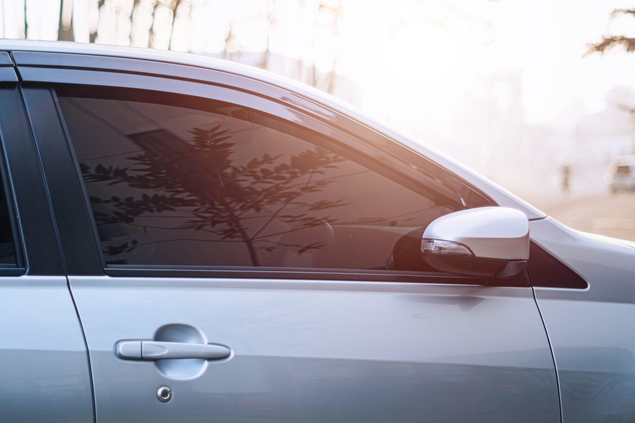 All About Replacing Car Side Windows - Lucky Dog Auto Glass